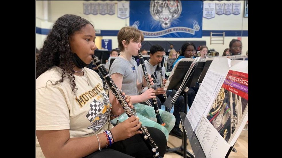 Music and Art Brought The EVA Community Together